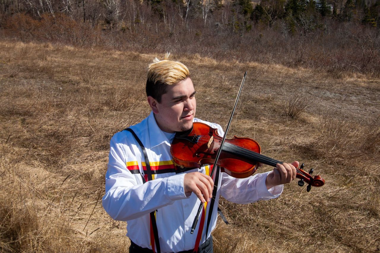 Art Napoleon, Looee Arreak et Morgan Toney – Centre Culturel Canadien ...